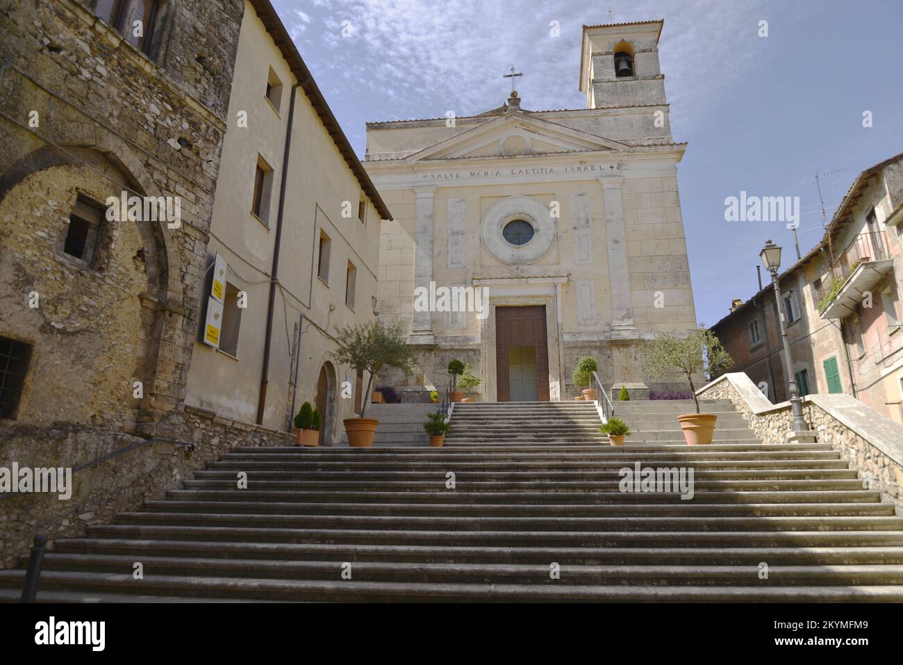 Muro medievale hi-res stock photography and images - Alamy