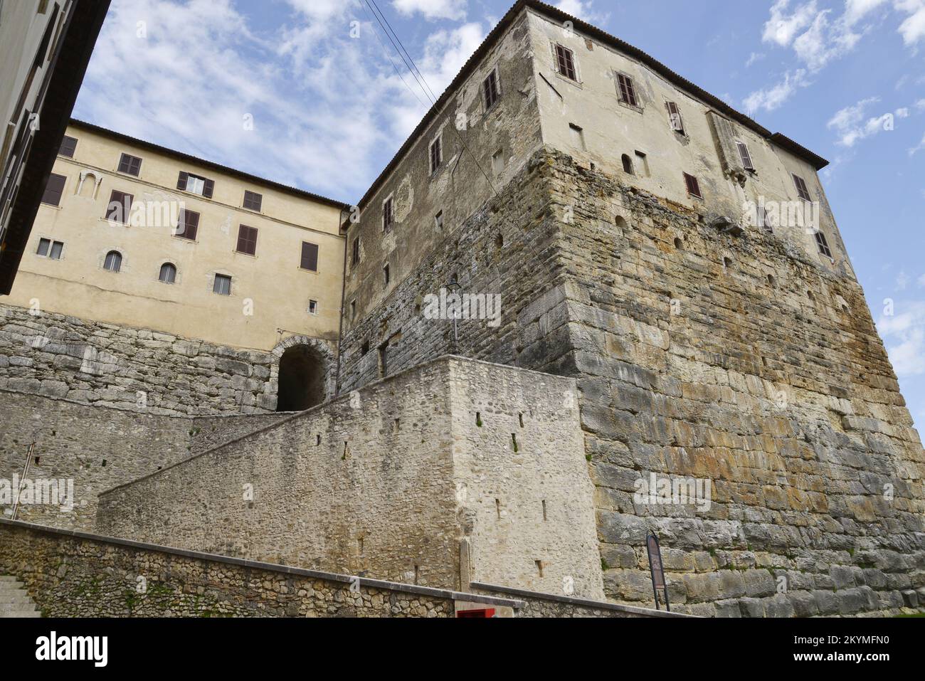 Mercato medievale hi-res stock photography and images - Alamy