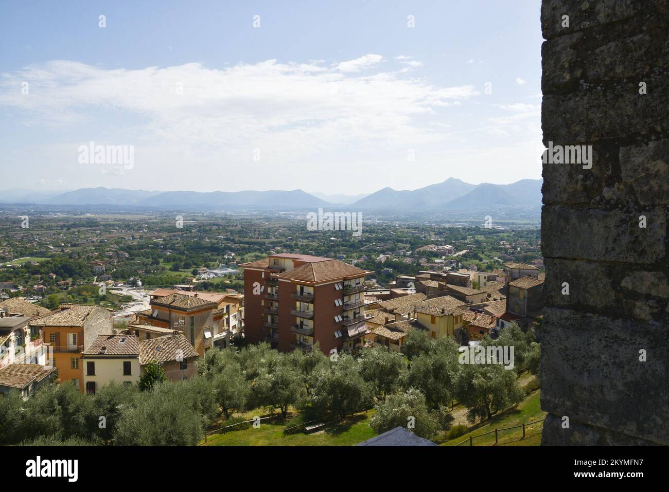 Muro medievale hi-res stock photography and images - Alamy