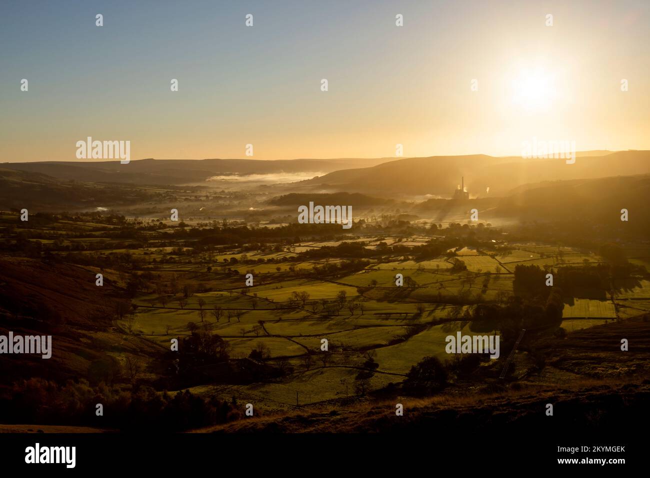 Sunrise over Castleton in the Peak District National Park Stock Photo ...