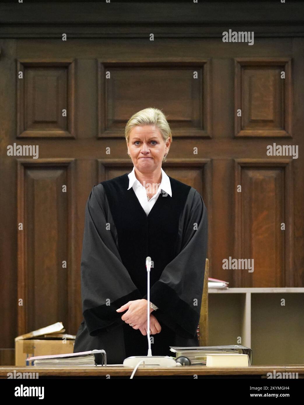 01 December 2022, Hamburg: POOL - Jessica Koerner, presiding judge at ...