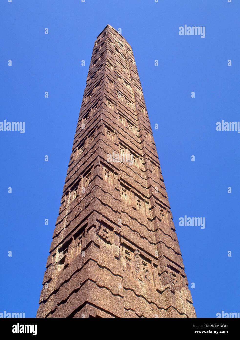 OBELISCO DE AXUM - SIGLOS I/IV - TRAIDO DE LA CIUDAD ETIOPE A ROMA EN ...