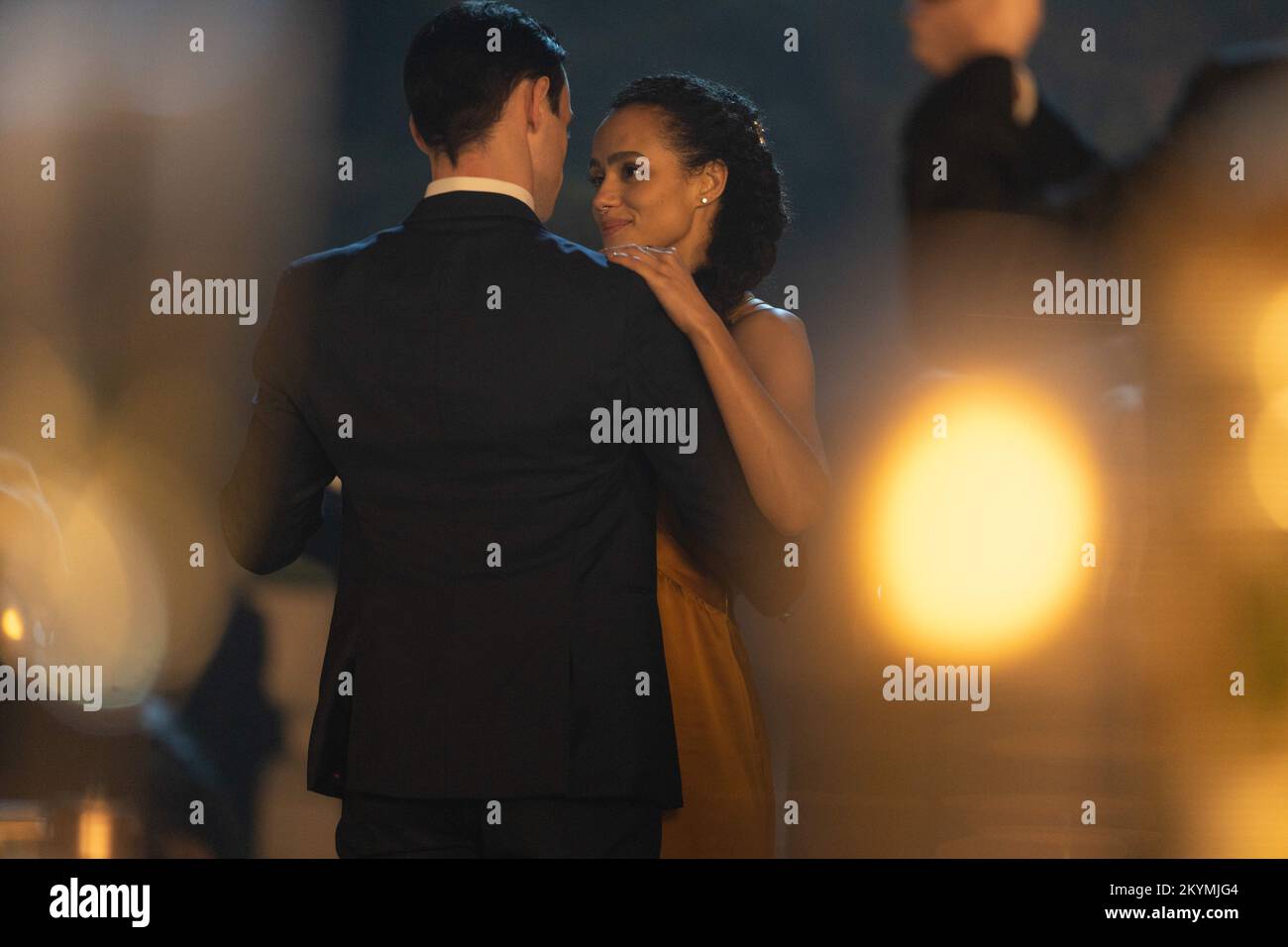 Thomas Doherty and Nathalie Emmanuel in Screen Gems in "The Invitation ...