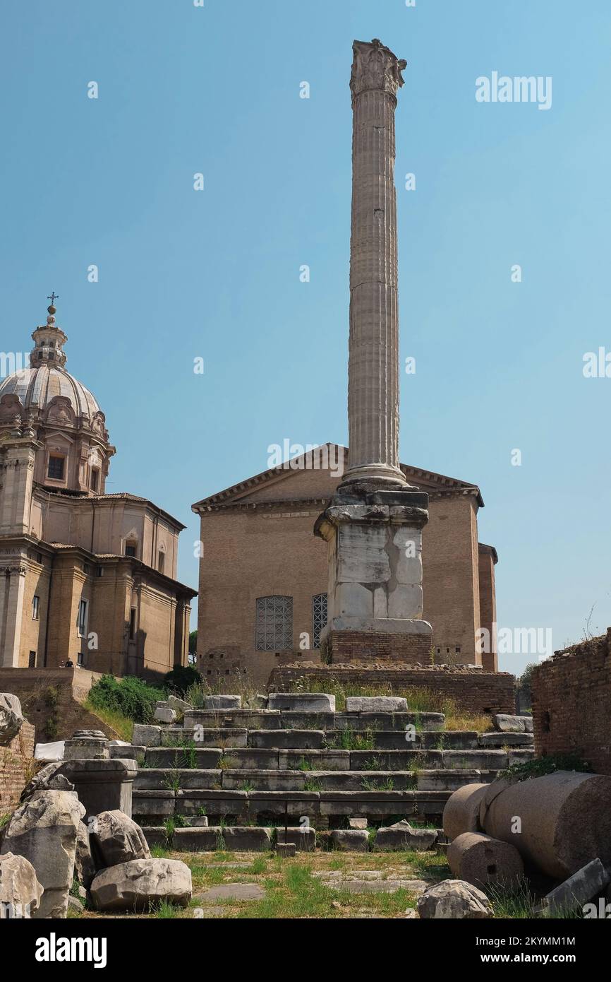 Rome, Italy - Column of Phocas in Roman Forum. Heart of Ancient Rome ...