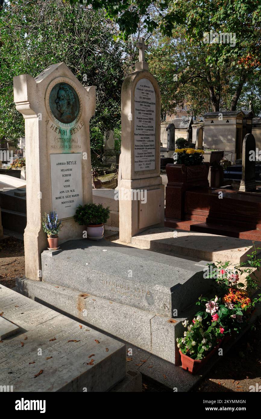 Tomb of Stendhal (with an homage from his beloved Milan)- Montmartre ...