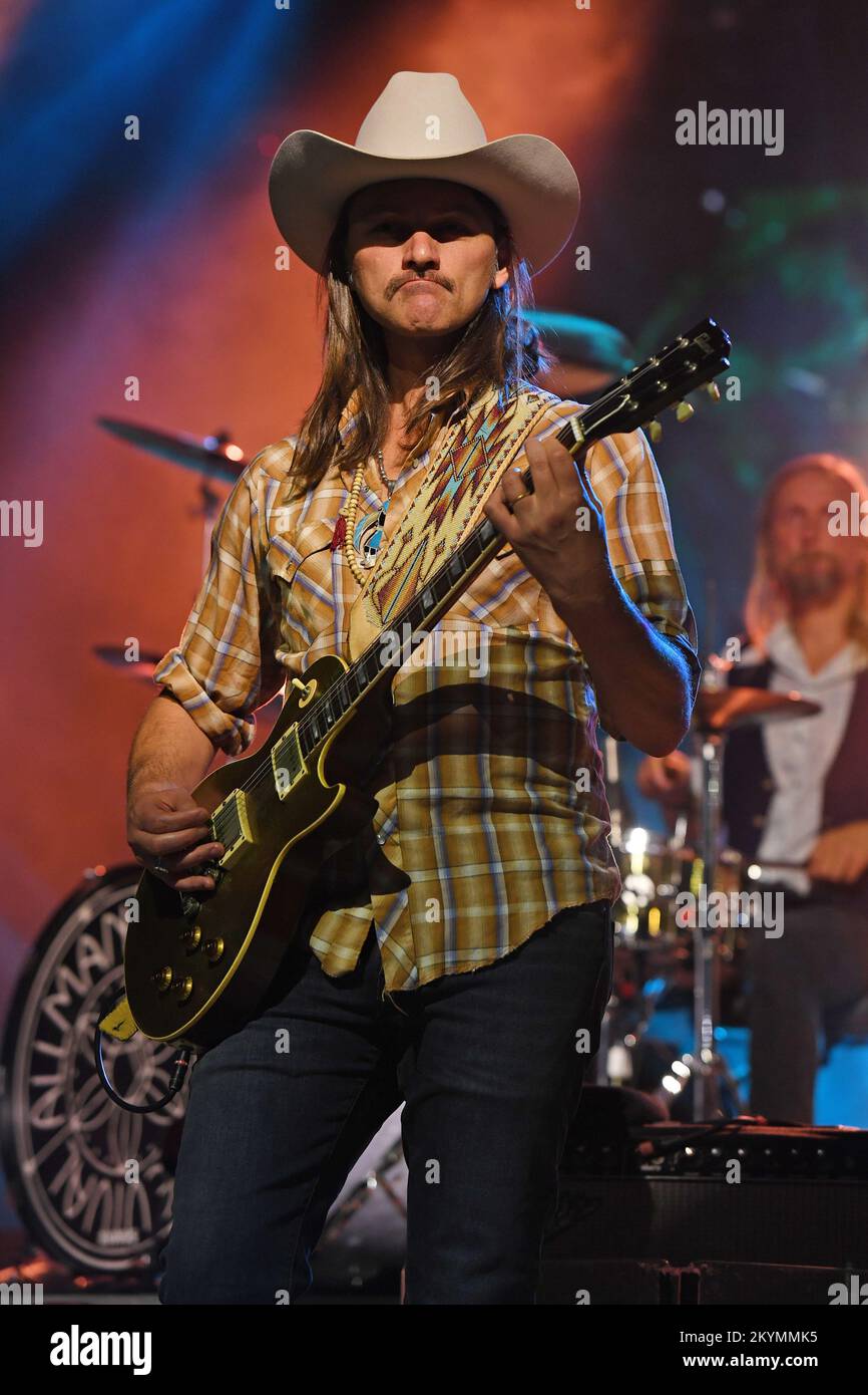 Pompano Beach FL, USA. 29th Nov, 2022. Duane Betts performs during The ...