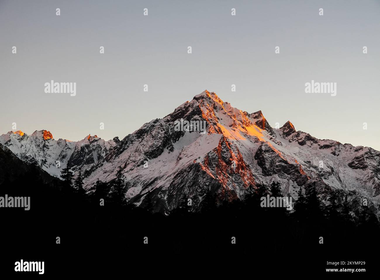 Winter landscape amazing sundown hi-res stock photography and images ...