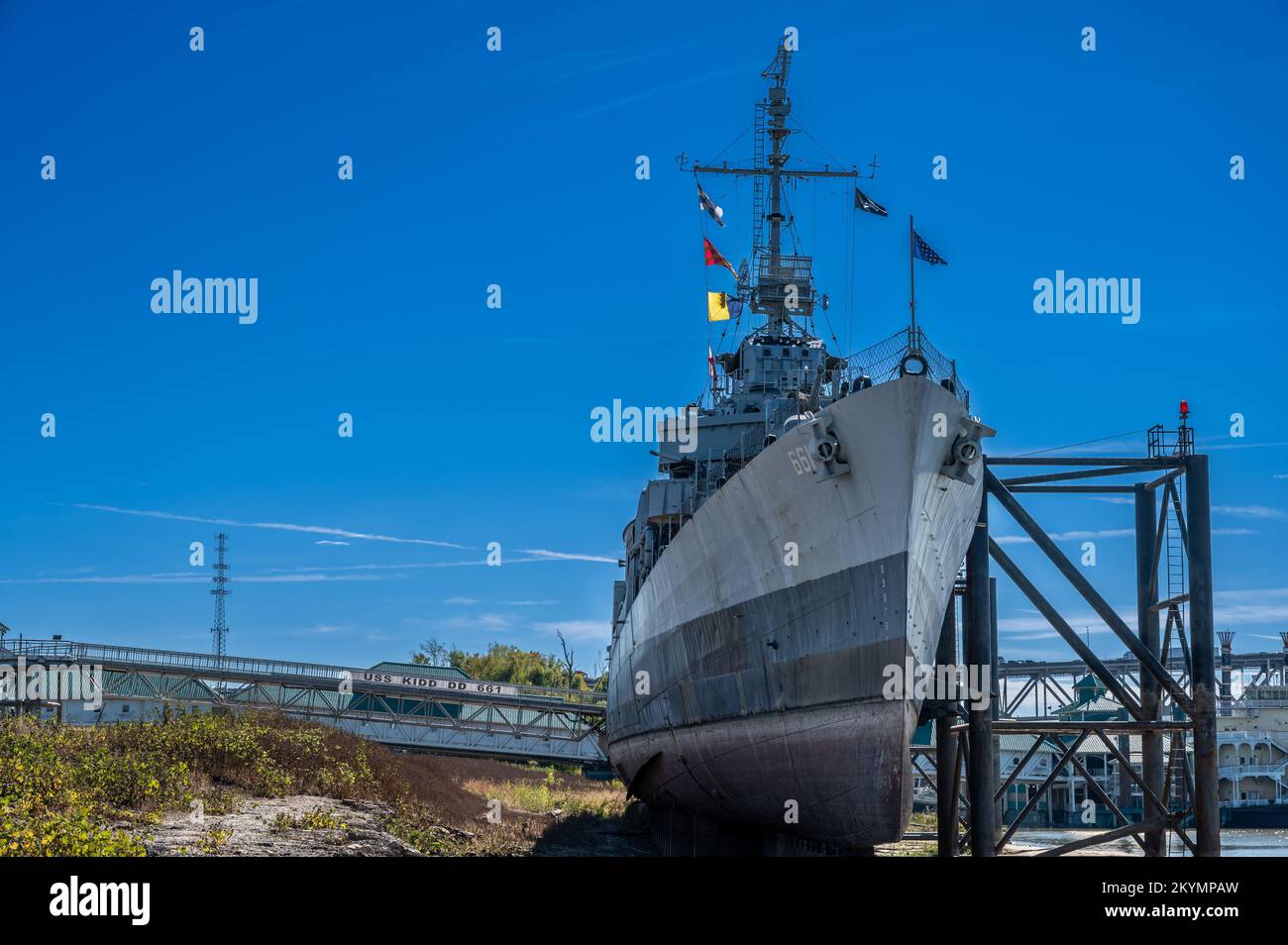 Baton Rouge, Louisiana, USA - 11.2022 - USS Kidd DD-661 Veterans ...