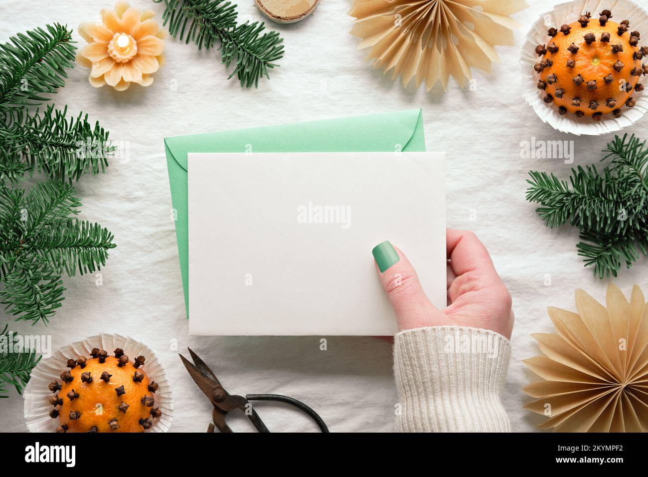 Fragrant pomander balls handmade from tangerines with cloves. Handmade ...