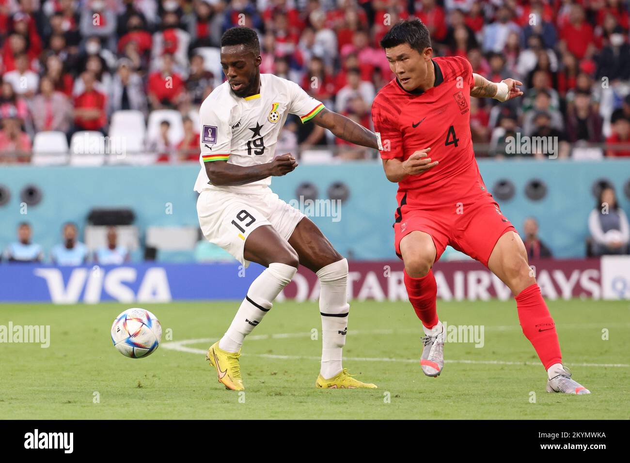 Inaki Williams of Ghana, Kim Min-Jae of South Korea during the FIFA ...