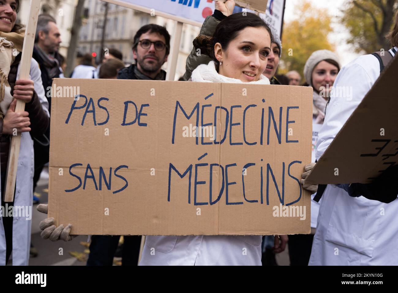 Paris, France on December 1, 2022. Doctors demonstrate next to the ...