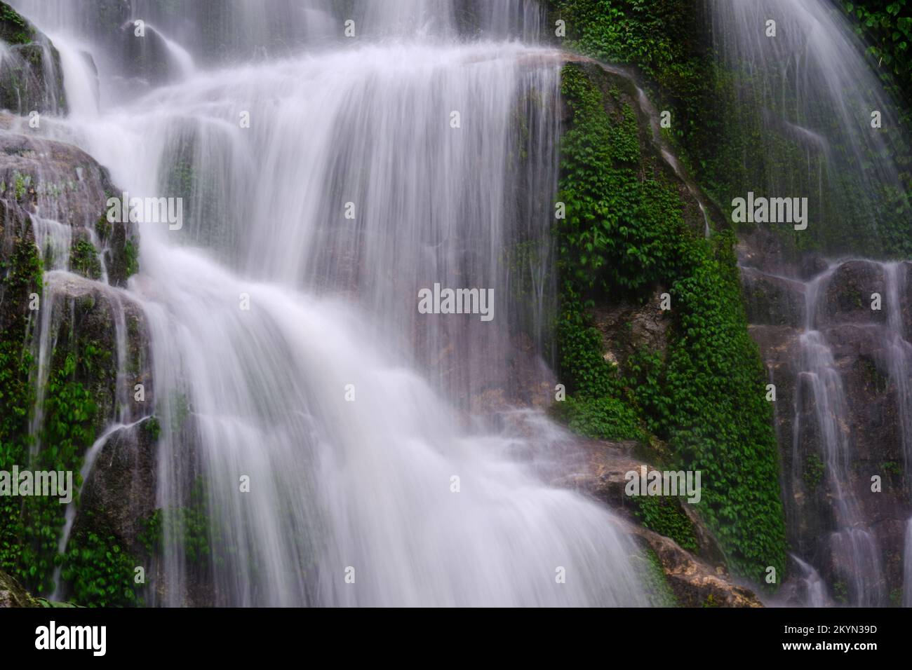 Beautiful waterfall Landscape on the way to Lachen from Gantok, Sikkim ...