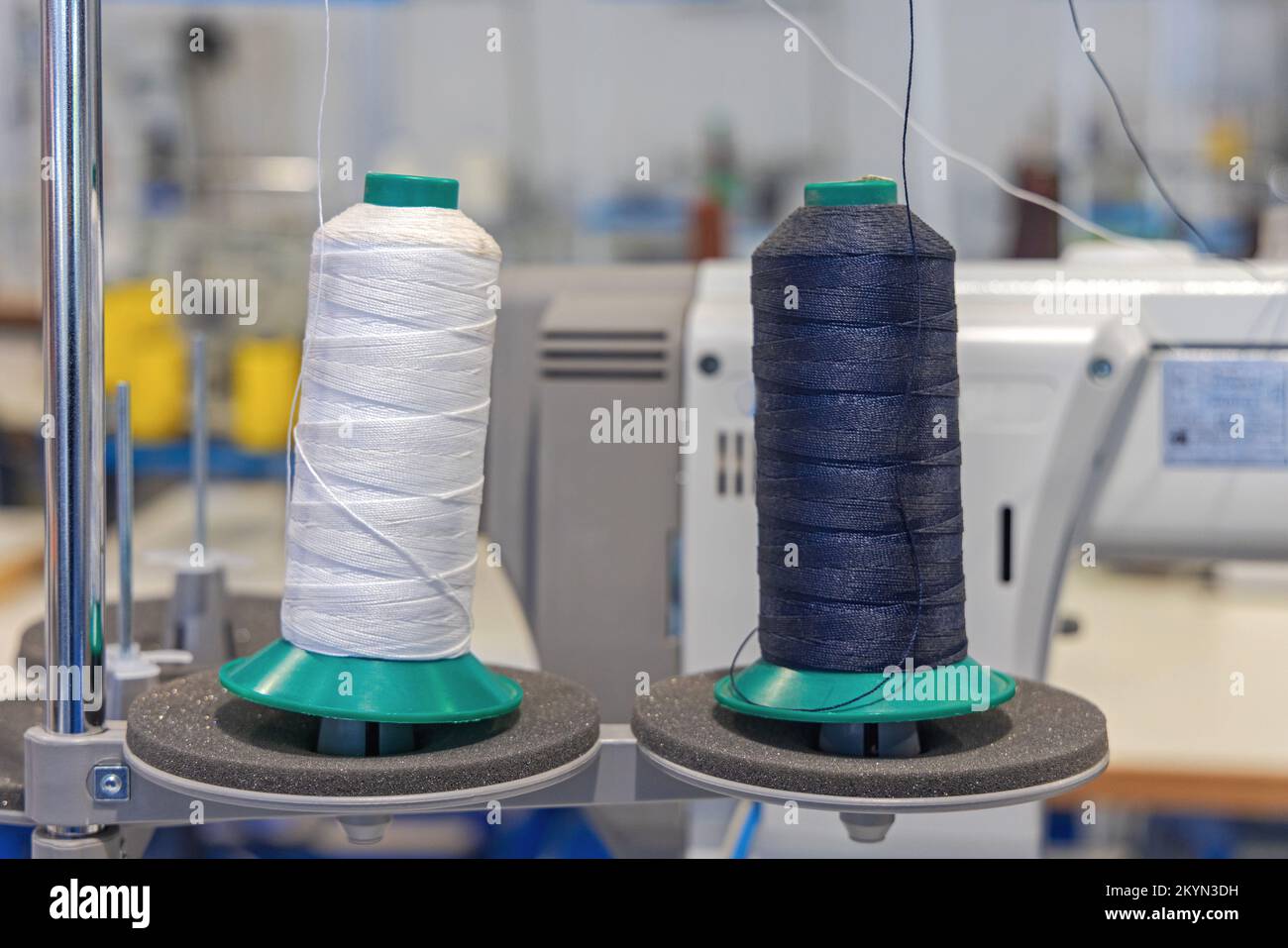 Black spools hi-res stock photography and images - Alamy
