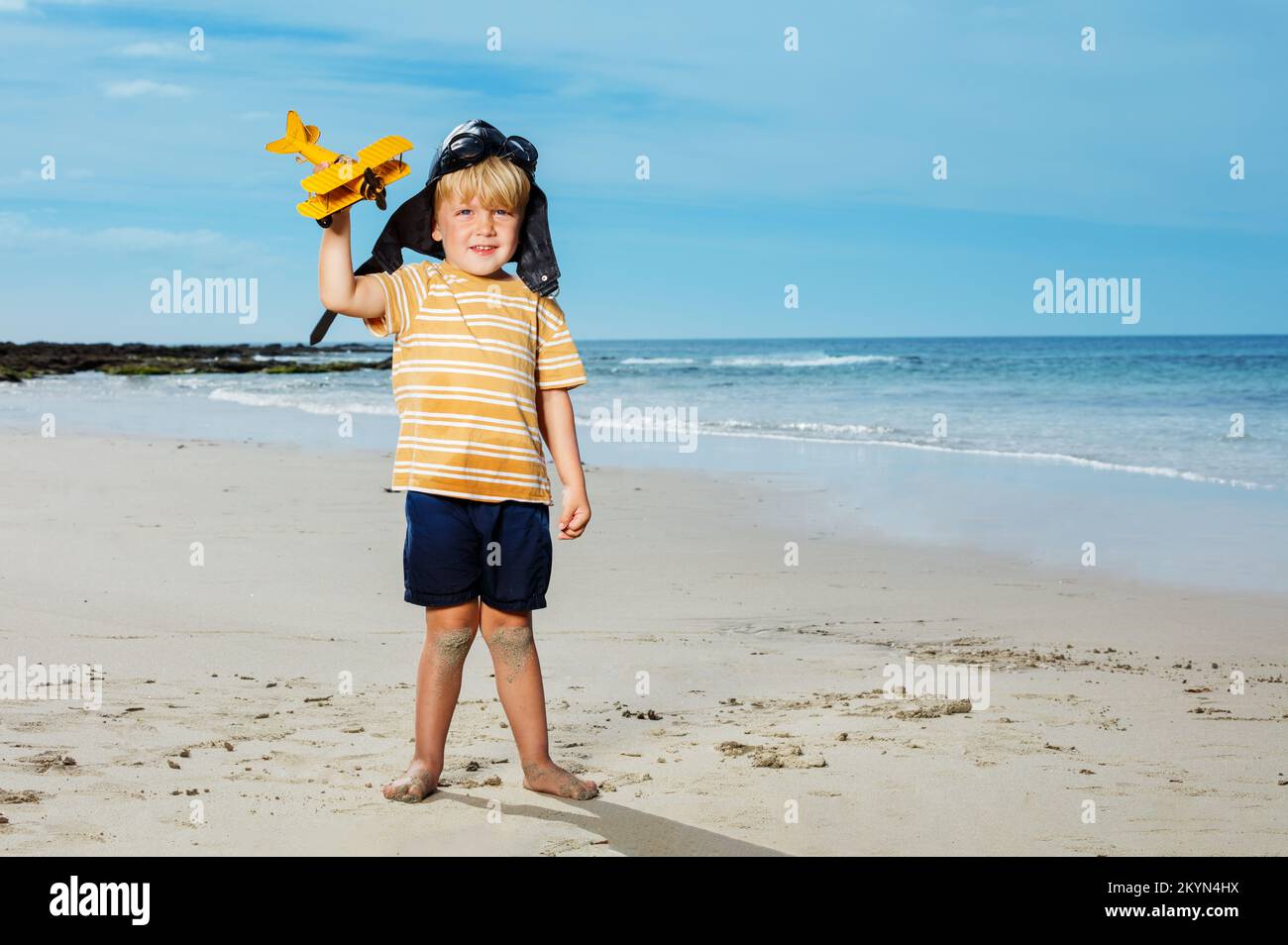 Boy at toy stand hi-res stock photography and images - Alamy