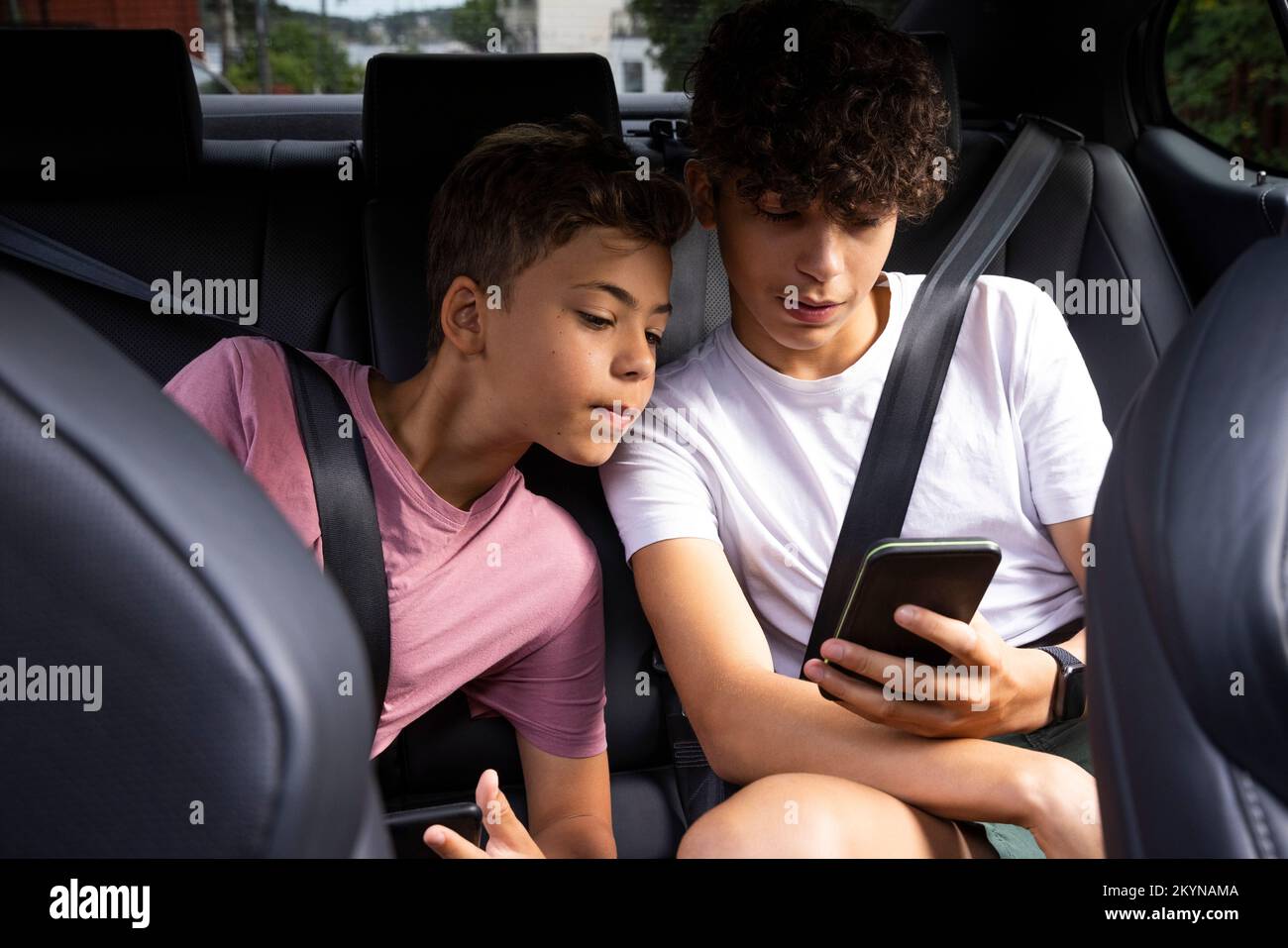 Smart brothers hi-res stock photography and images - Alamy