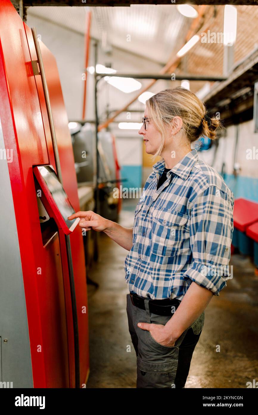 Cattle control hi-res stock photography and images - Alamy