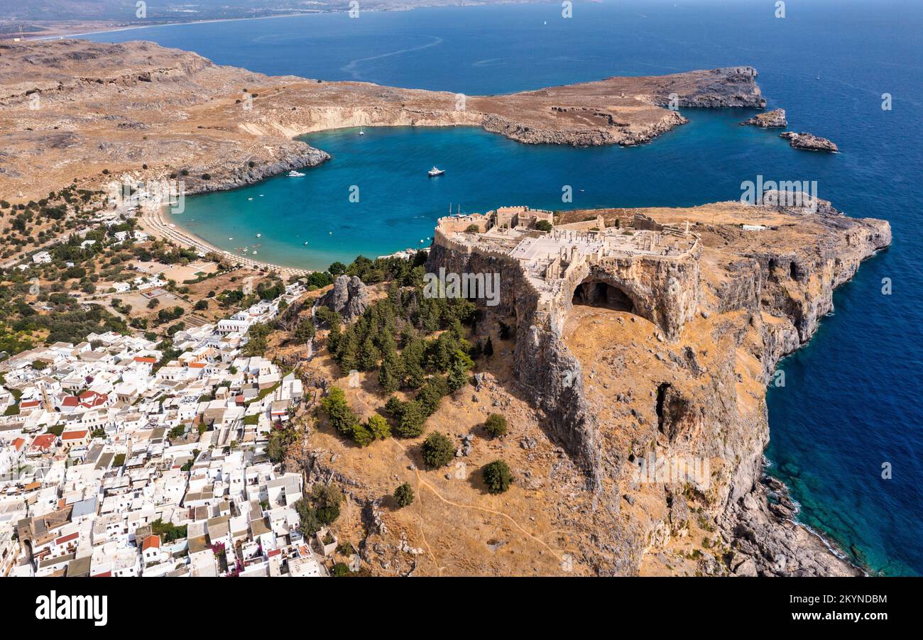 Lindos small whitewashed village and the Acropolis, scenery of Rhodos ...