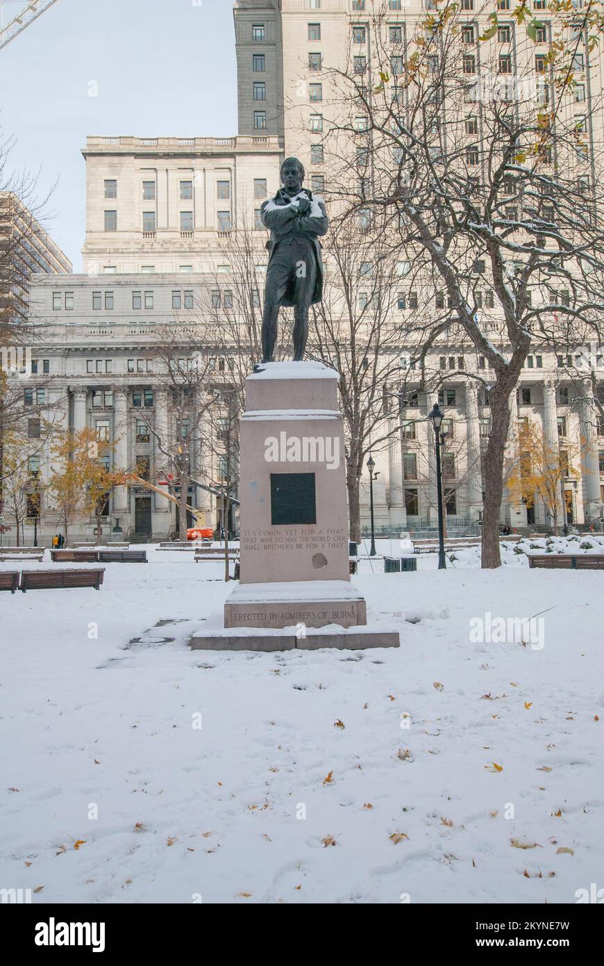 Sir Wilfred Laurier Monument in Dorchester Square in Montreal, Quebec ...