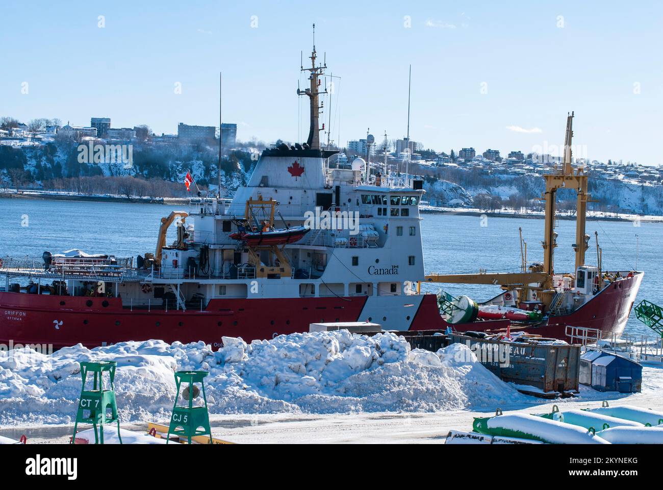 Ship and marine city hi-res stock photography and images - Alamy