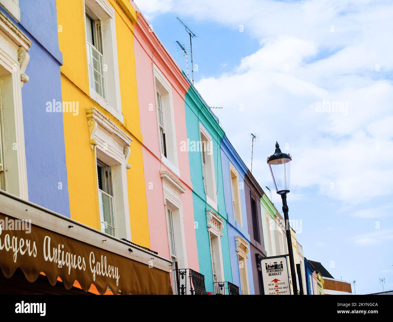 Coloured shop fronts hi-res stock photography and images - Alamy