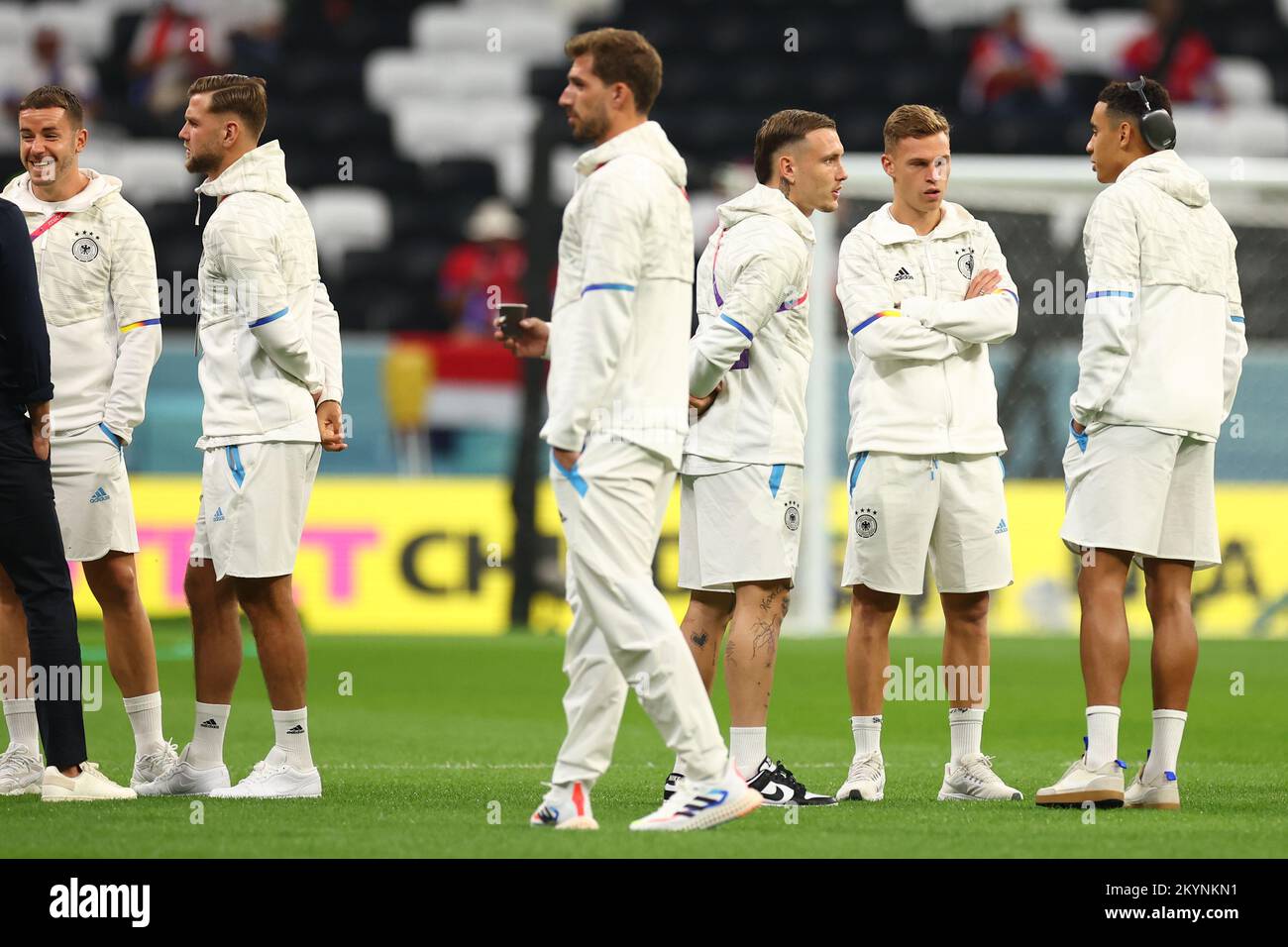 Al Chaur, Qatar. 01st Dec, 2022. Soccer, World Cup 2022 in Qatar, Costa ...