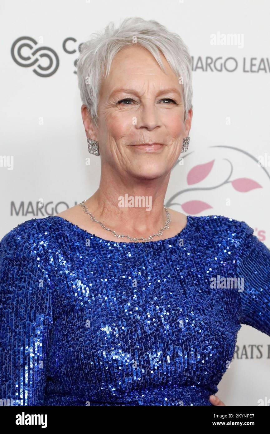 Beverly Hills, CA. 30th Nov, 2022. Jamie Lee Curtis at arrivals for ...