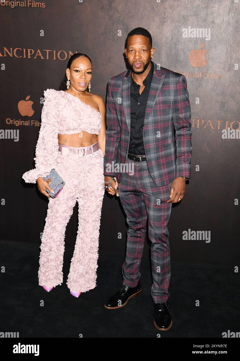 LOS ANGELES, CALIFORNIA - NOVEMBER 30: Cedric Jones attends Apple ...
