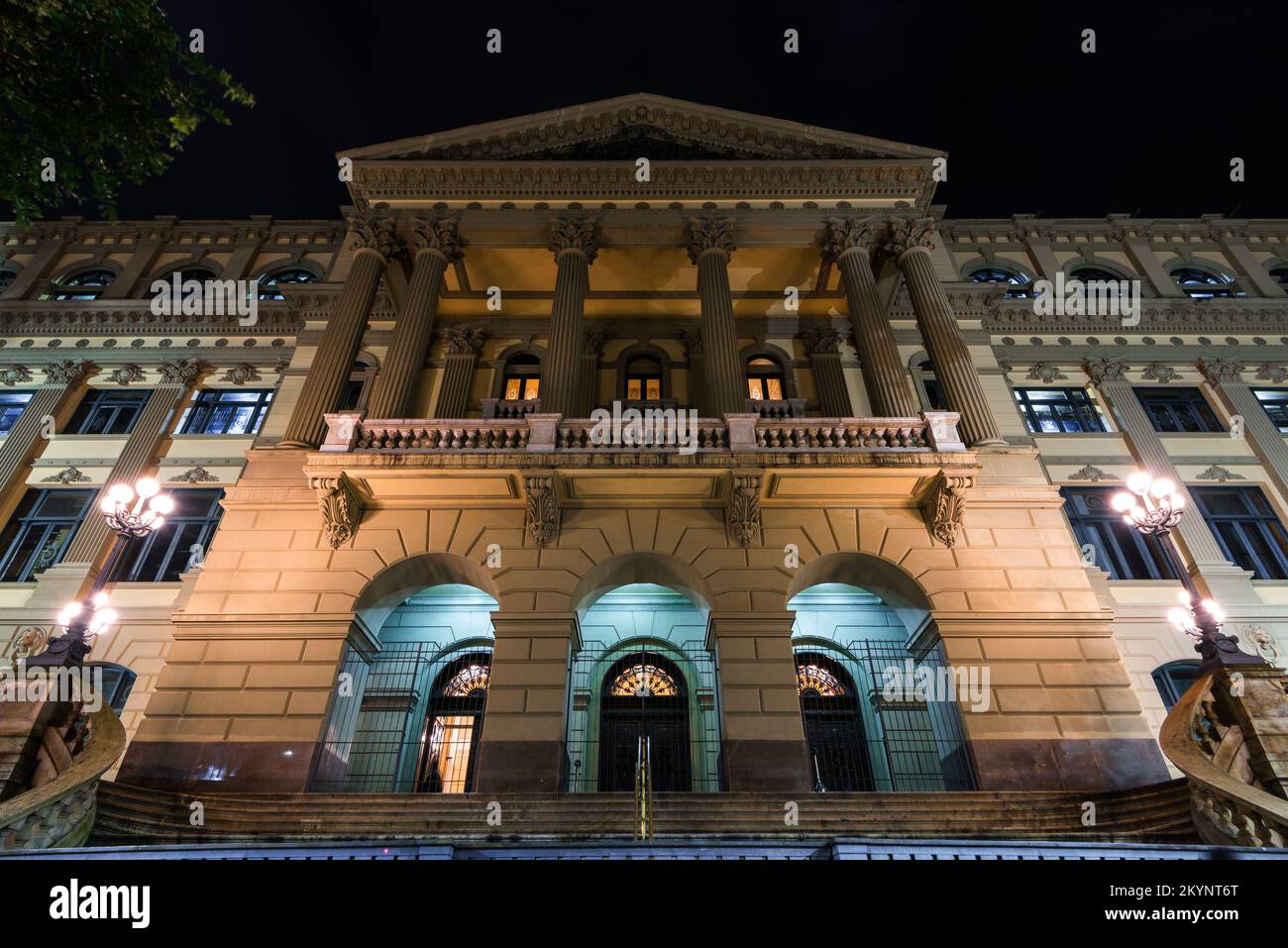 Rio de janeiro national library hi-res stock photography and images - Alamy