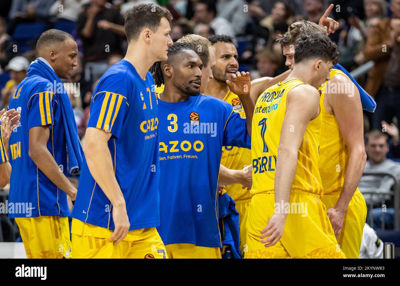Berlin, Germany. 01st Dec, 2022. Basketball: Euroleague, Alba Berlin ...