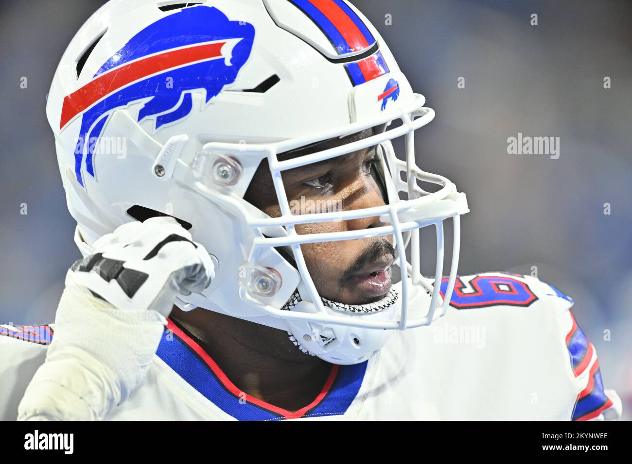 DETROIT, MI - NOVEMBER 24: Buffalo Bills G Rodger Saffold (76) before ...