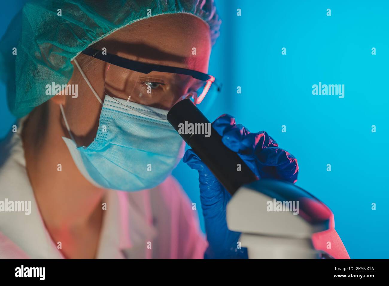 Professional female scientist biologist hi-res stock photography and ...