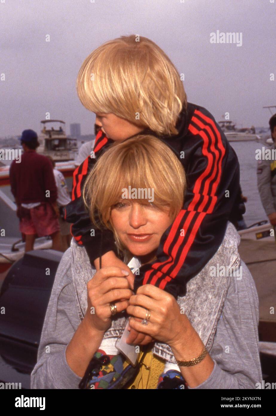 Goldie Hawn with son Wyatt Russell at the 1990 Long Beach OPT Race in ...