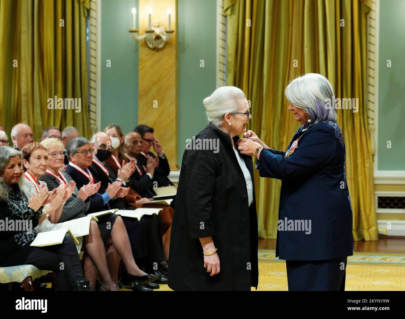 Governor General Mary Simon awards Joan Fraser as a member of the Order ...