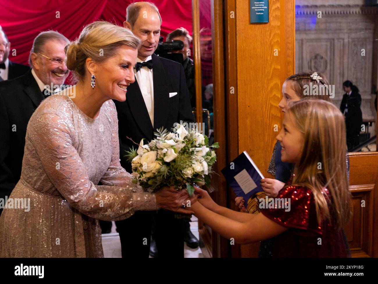 The Earl and Countess of Wessex meet Beatrice Ann Mansfield,10, and ...