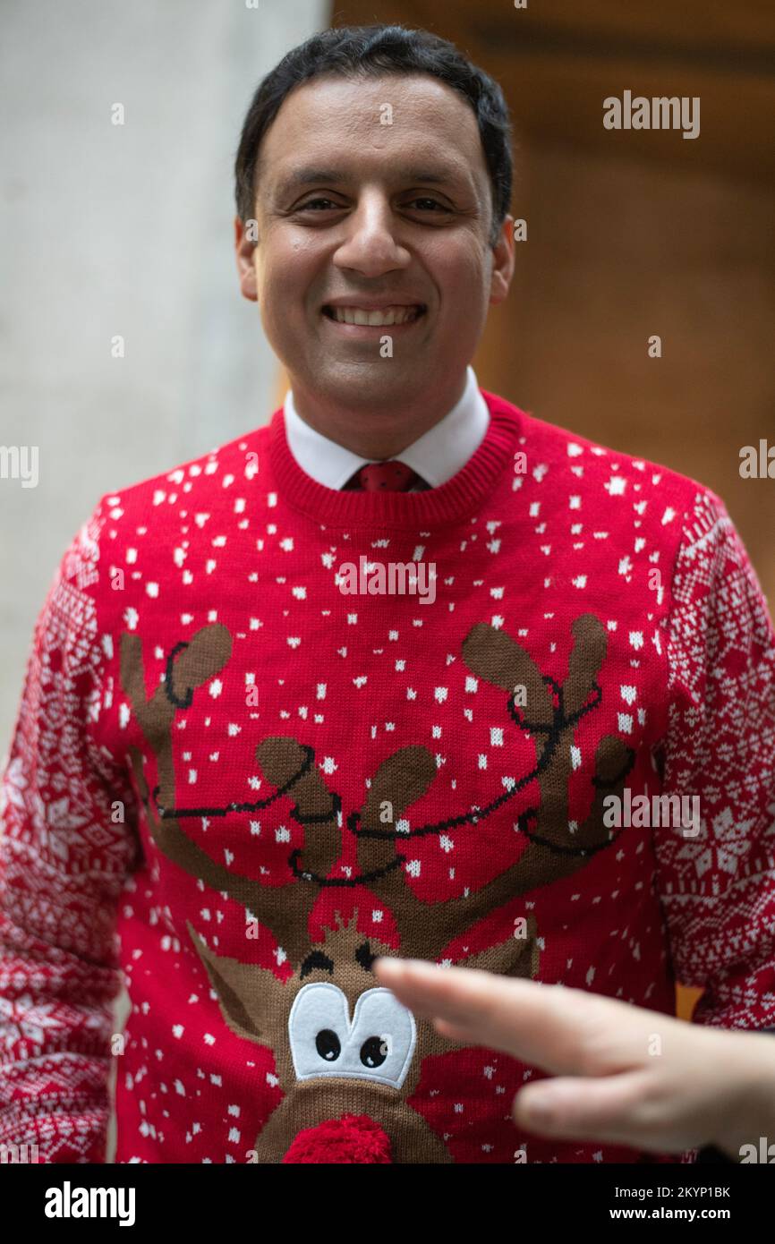 Scottish party leaders wearing christmas jumpers hi-res stock ...