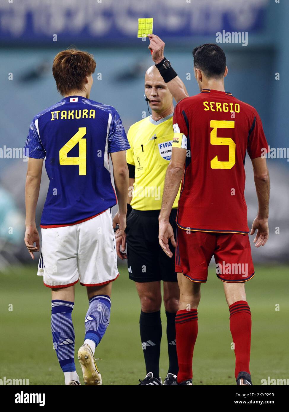 Ar-Rayyan, Qatar. December 1, 2022, (l-r) Ko Itakura of Japan, Referee ...