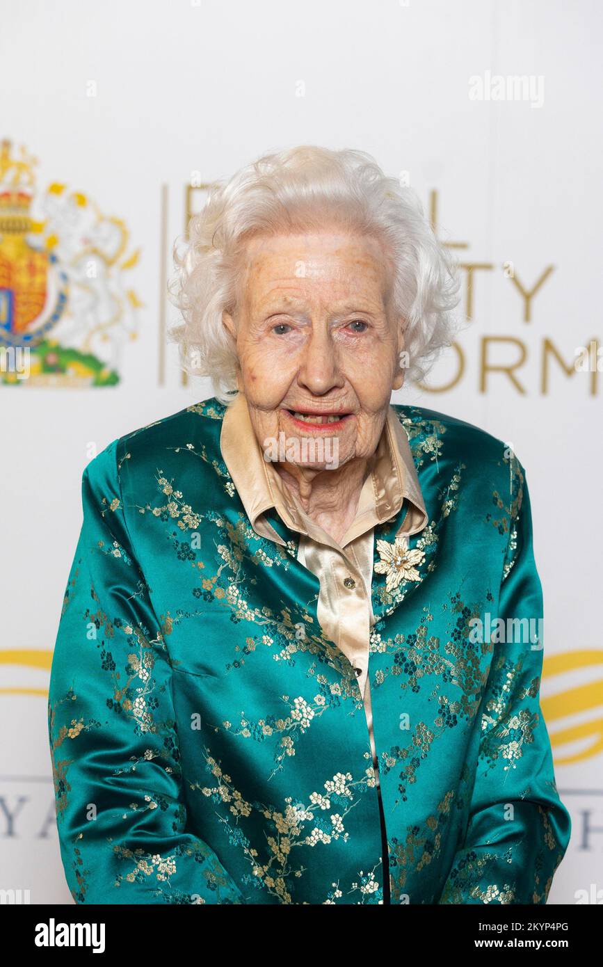 Joan Williams former royal photographer and resident of the Royal ...