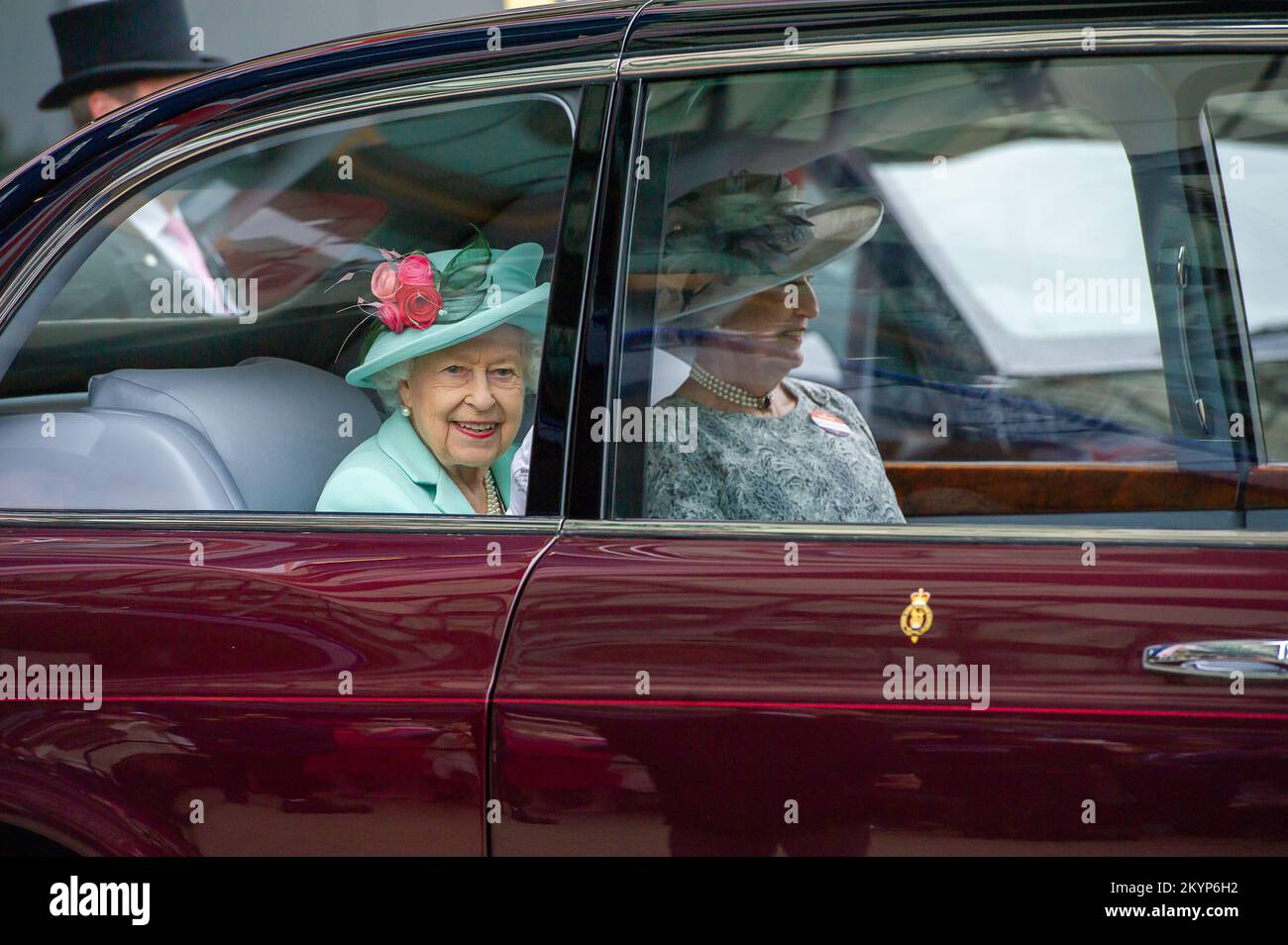 Ascot, Berkshire, UK. 19th June, 2021. Queen Elizabeth II departs from ...