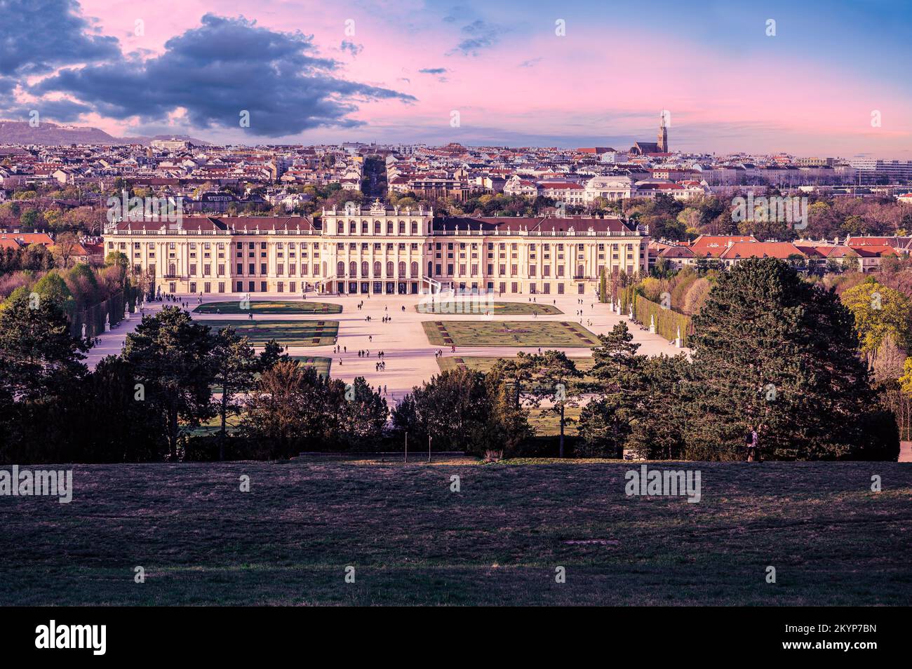 Vienna skyline panorama sunset hi-res stock photography and images - Alamy