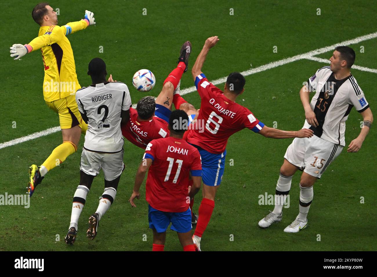 Al Chaur, Qatar. 01st Dec, 2022. Soccer, World Cup 2022 in Qatar, Costa ...