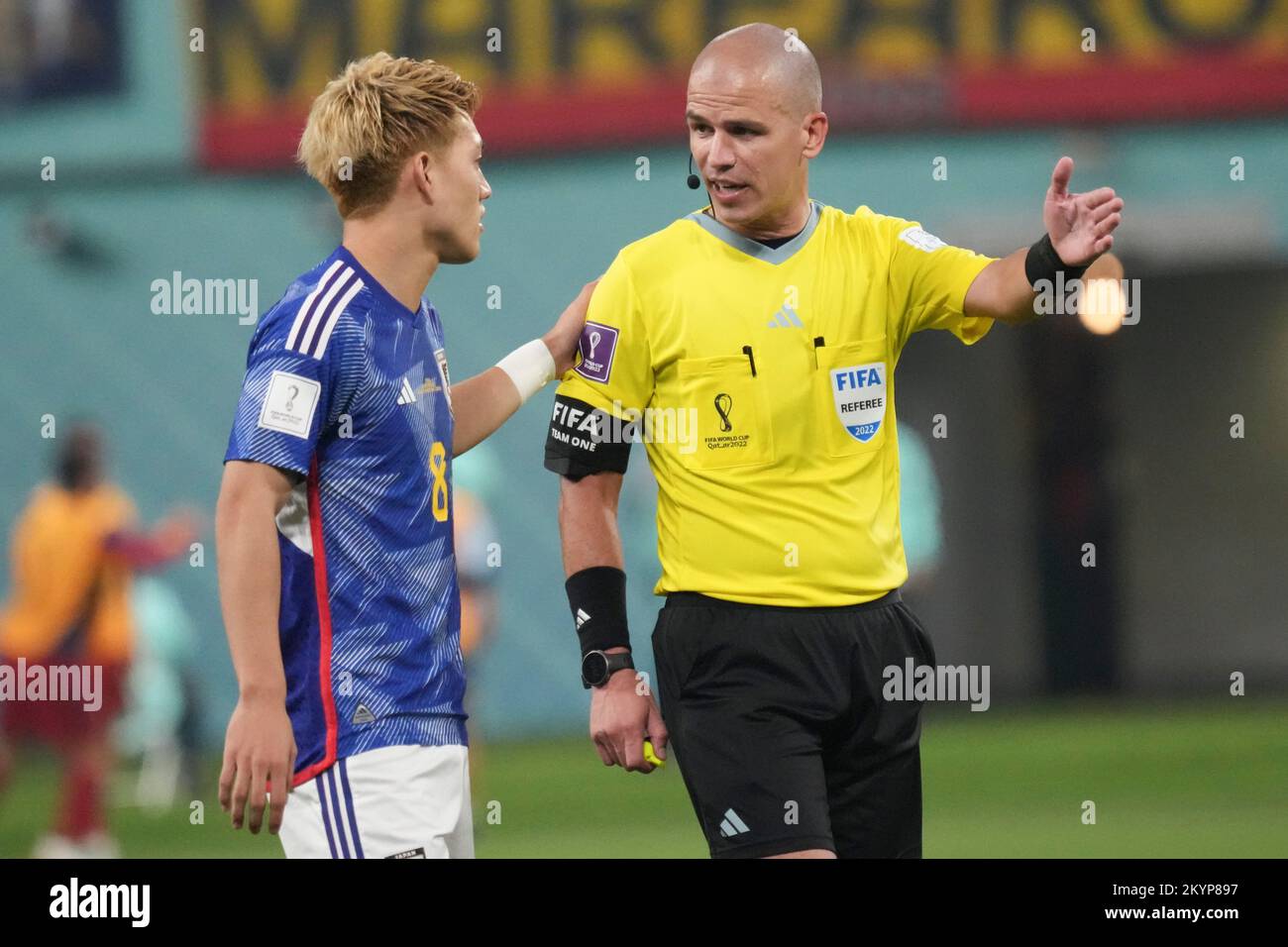 Doha, Qatar. 1st Dec, 2022. Referee Victor Gomes (R) talks to Doan ...
