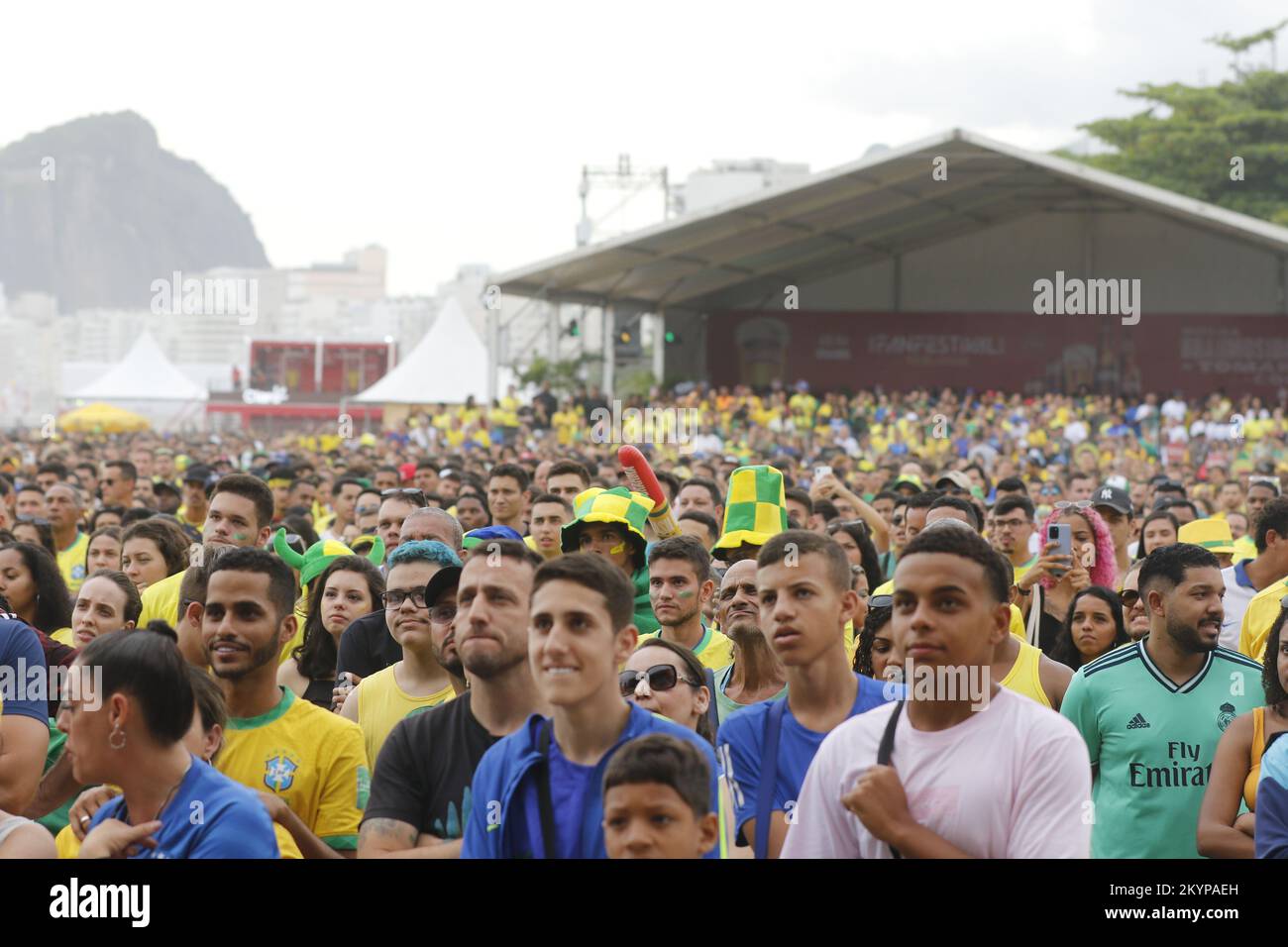 Crowd of brazilian fans gather to support national soccer team playing ...