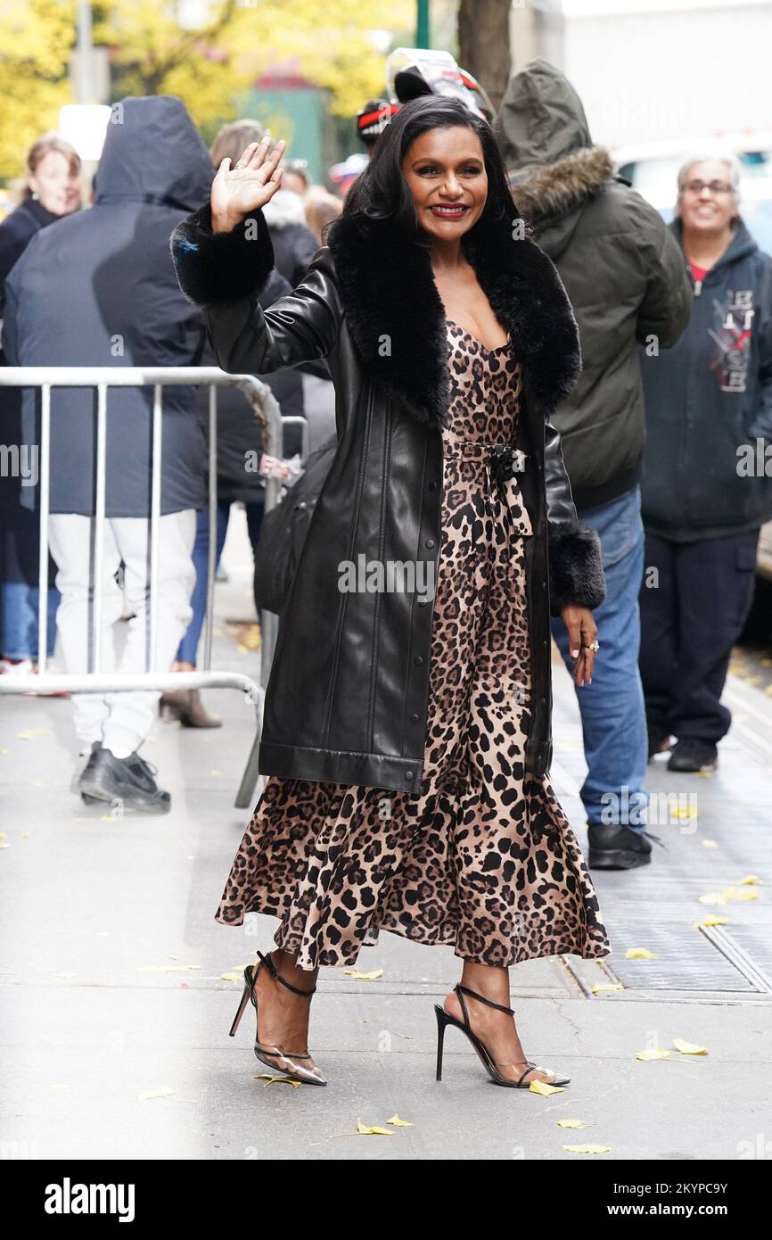 Mindy kaling 2022 hi-res stock photography and images - Alamy