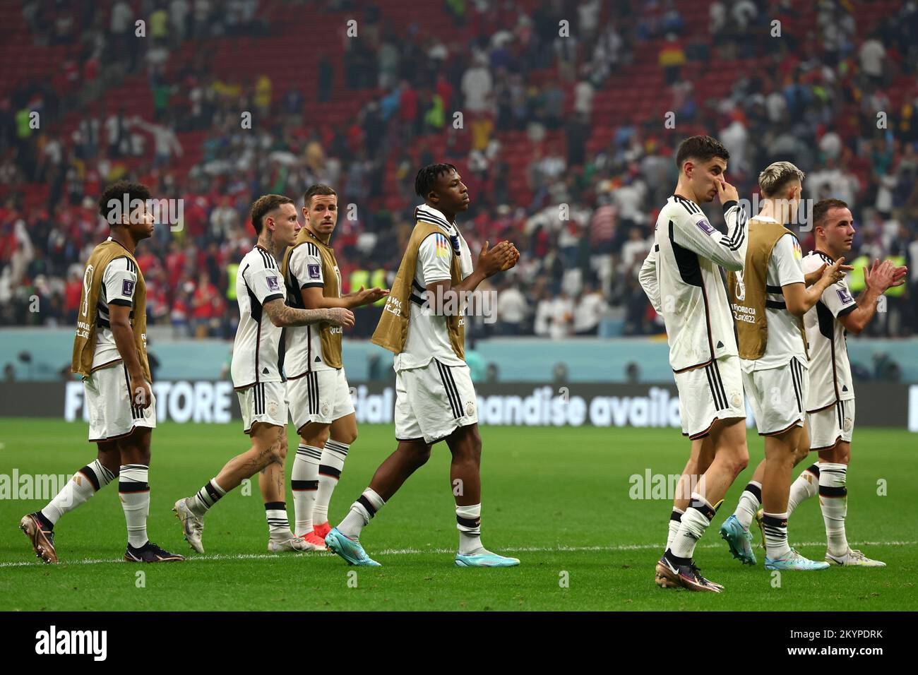 Al Chaur, Qatar. 01st Dec, 2022. Soccer, World Cup 2022 in Qatar, Costa ...