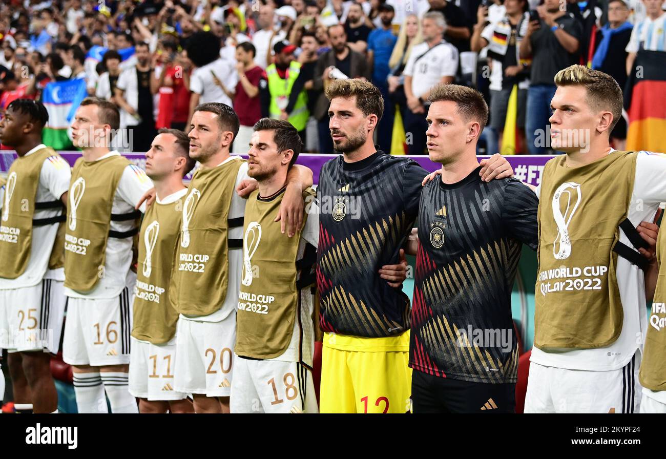 Qatar, 01/12/2022, v.l. Armel Bella-Kotchap, Lukas Klostermann, Mario ...
