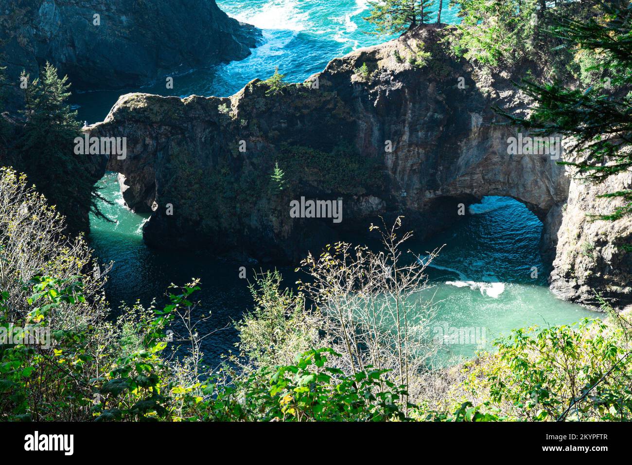 Scenic Southern Oregon Coastline Stock Photo - Alamy