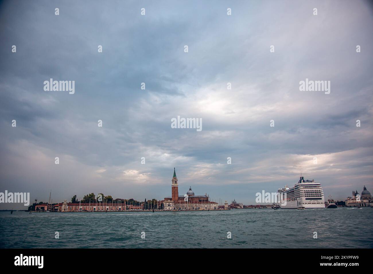 Image of Venice with large cruise ships in its waters Stock Photo - Alamy