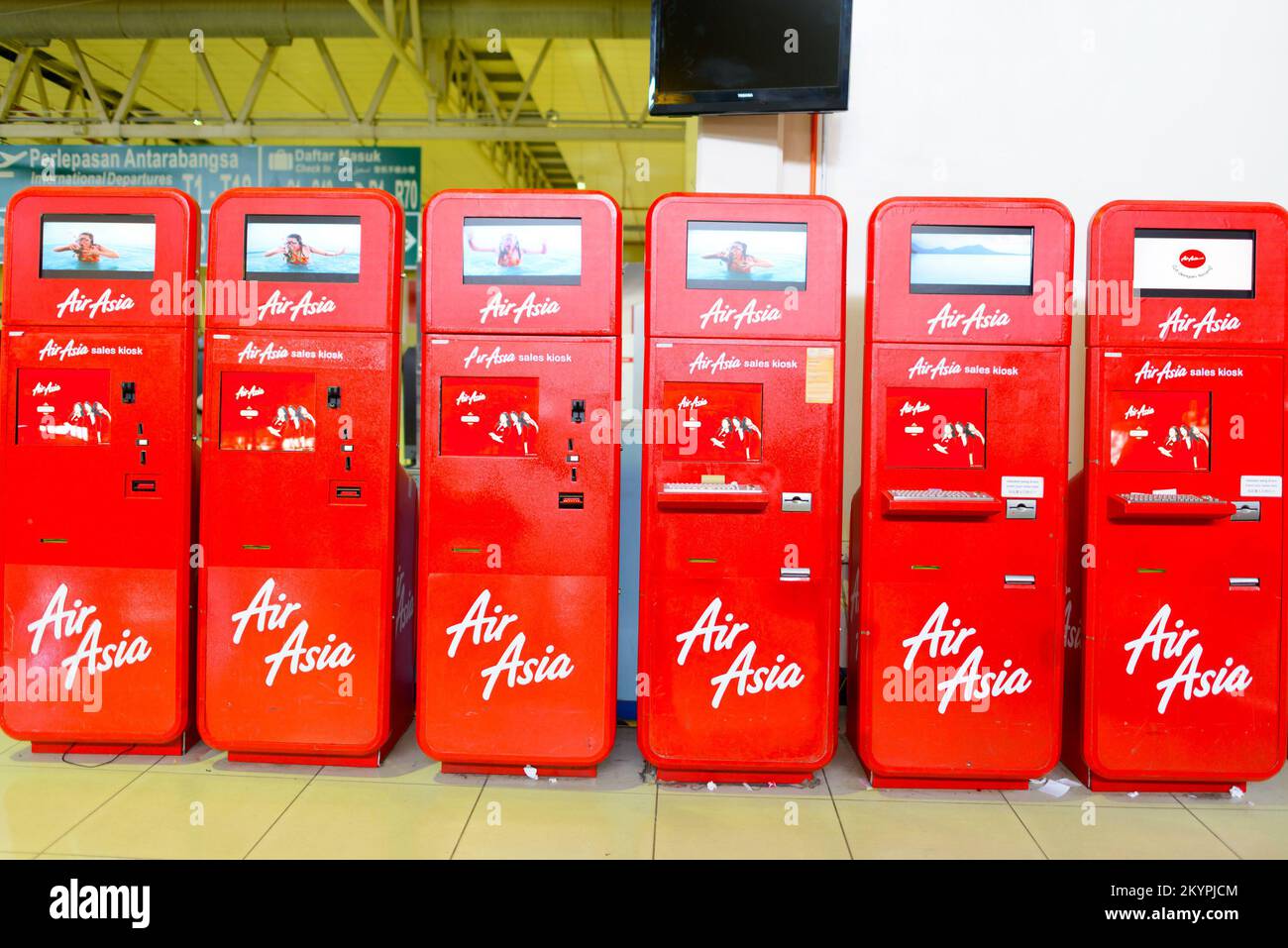 KUALA LUMPUR, MALAYSIA - MAY 02, 2014: AirAsia self check-in kiosks ...