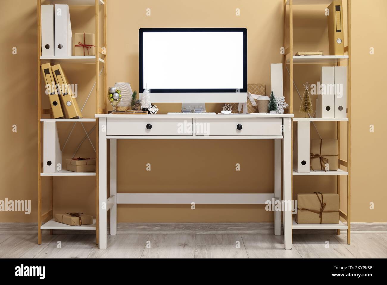 Workspace units hi-res stock photography and images - Alamy