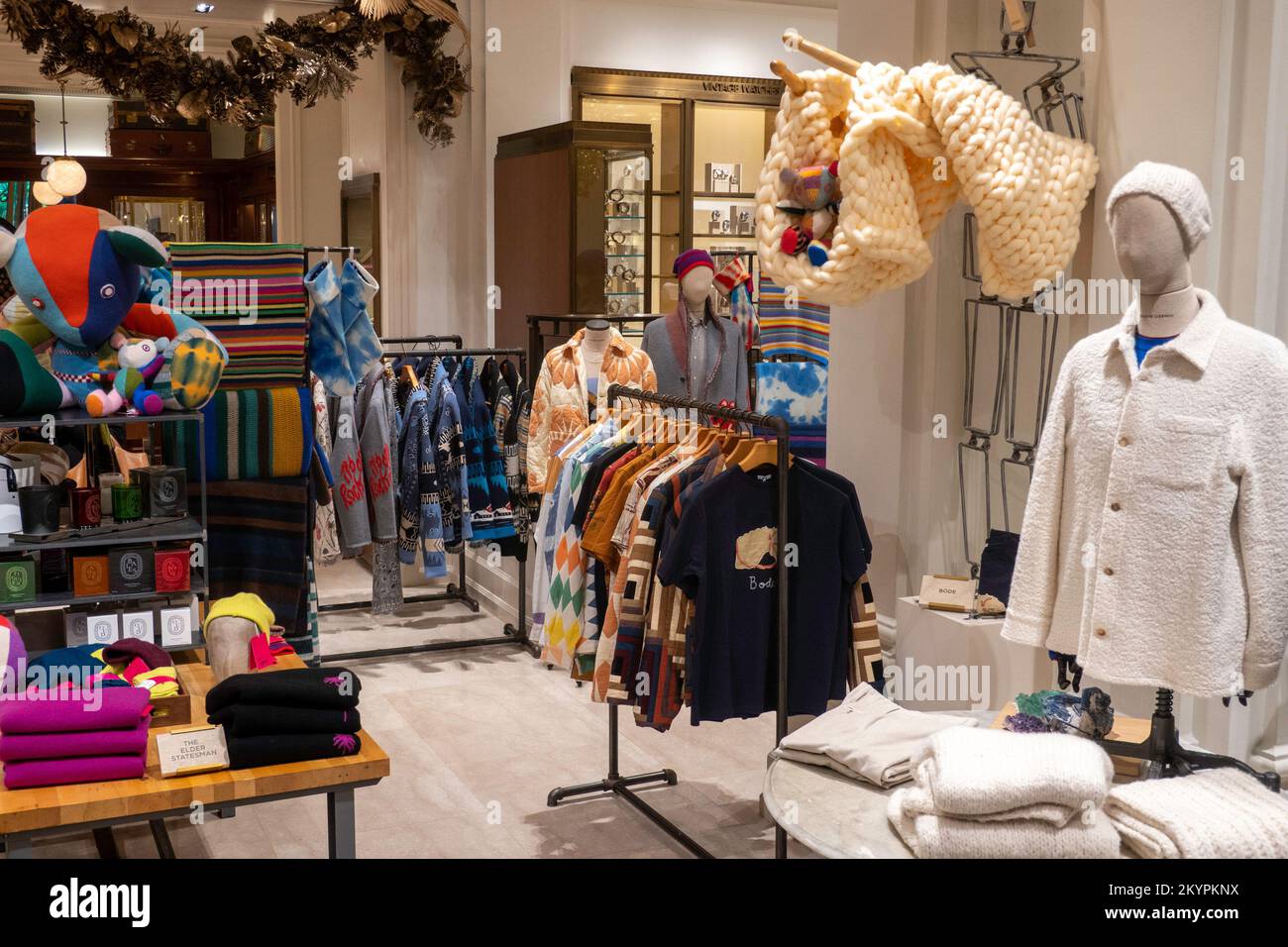 Bergdorf Goodman Men's is a Luxury Department Store on Fifth Avenue ...